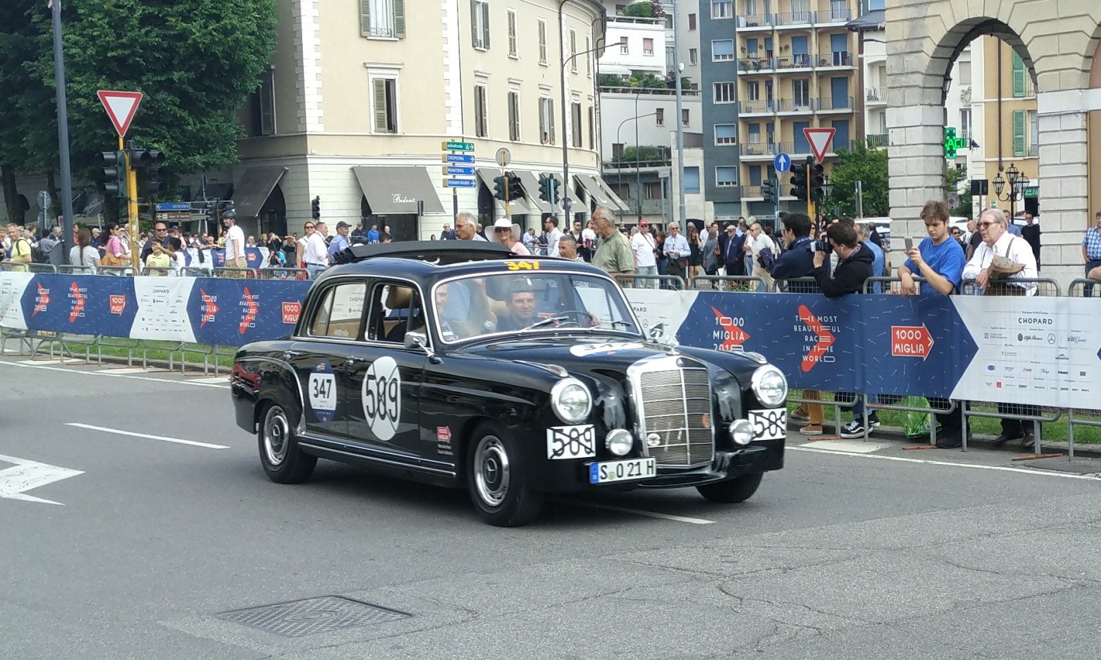 Mercedes-Benz W180 I Sedan 220 a (85 Hp)